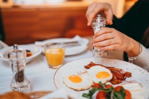 7 Side Effects Of Excess Salt In Your Diet – Detoxpri